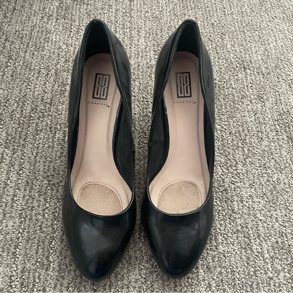 Signature | Shoes | Signature Black Heels Timeless Design | Poshmark